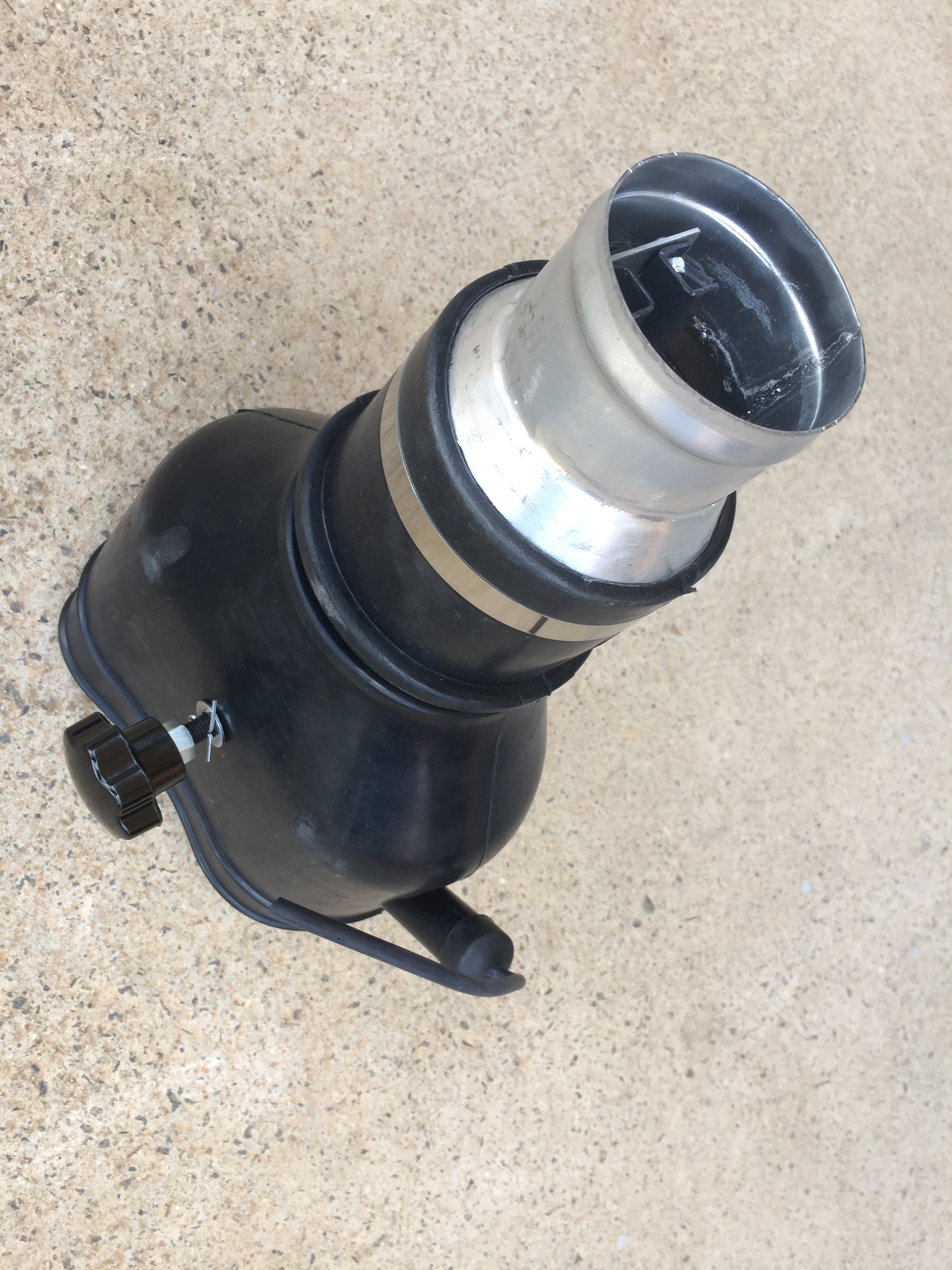 Exhaust Extraction Nozzle with Internal Pipe Clamp | Specialised ...